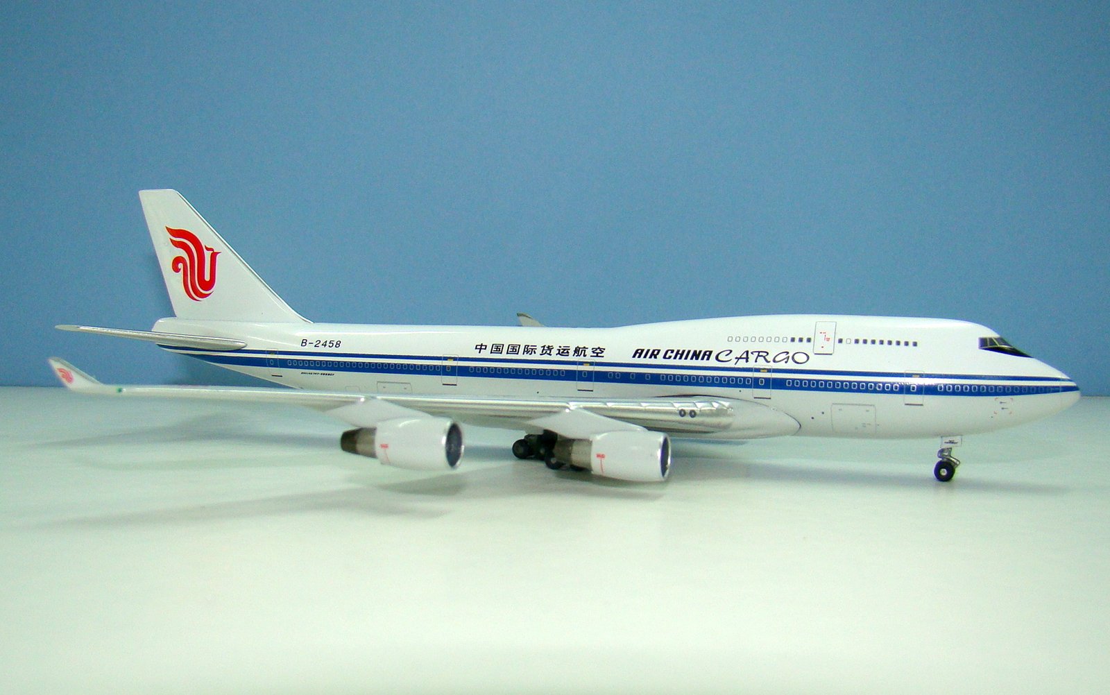 New Life to Old Jumbos: 747-400BCF and BDSFs - YESTERDAY'S AIRLINES